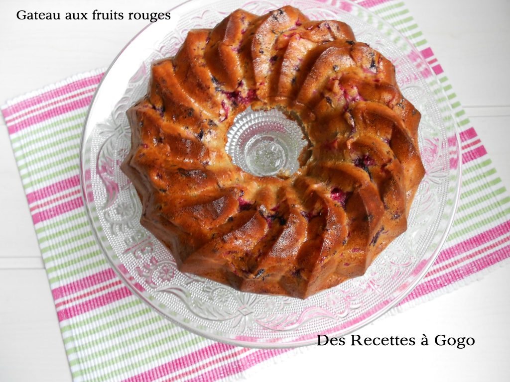 Gateau aux fruits rouges - Des recettes à Gogo - Recettes Maison ...