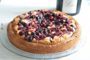 Tarte briochée aux fruits rouges - Des recettes à Gogo - Recettes ...